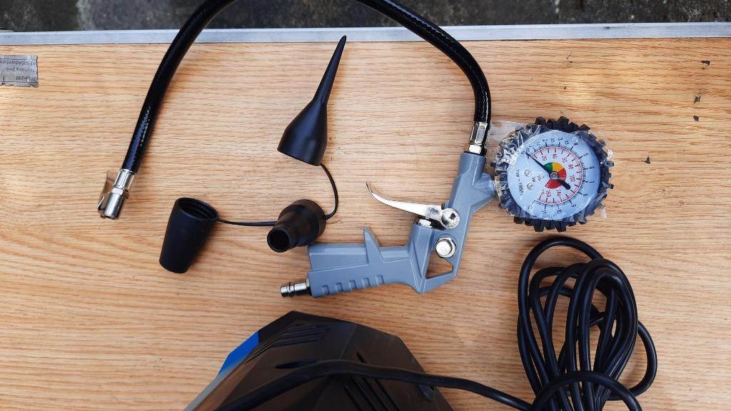 Ferrex Portable Air Compressor 1100W 8BAR, Furniture & Home Living ...