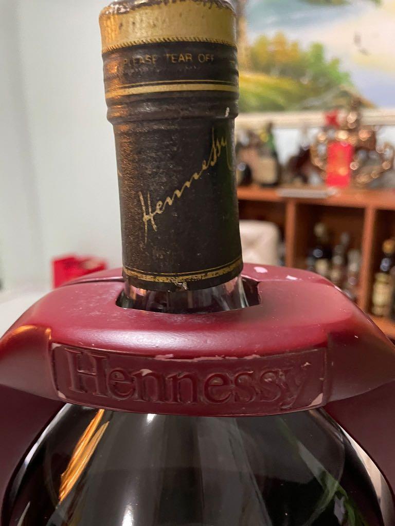 HENNESSY 3 Litter, Food & Drinks, Alcoholic Beverages on Carousell