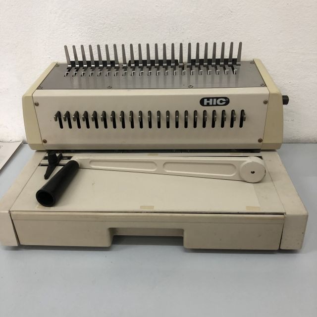 HIC A4) Manual Comb Binding Machine, Computers & Tech, Office ...