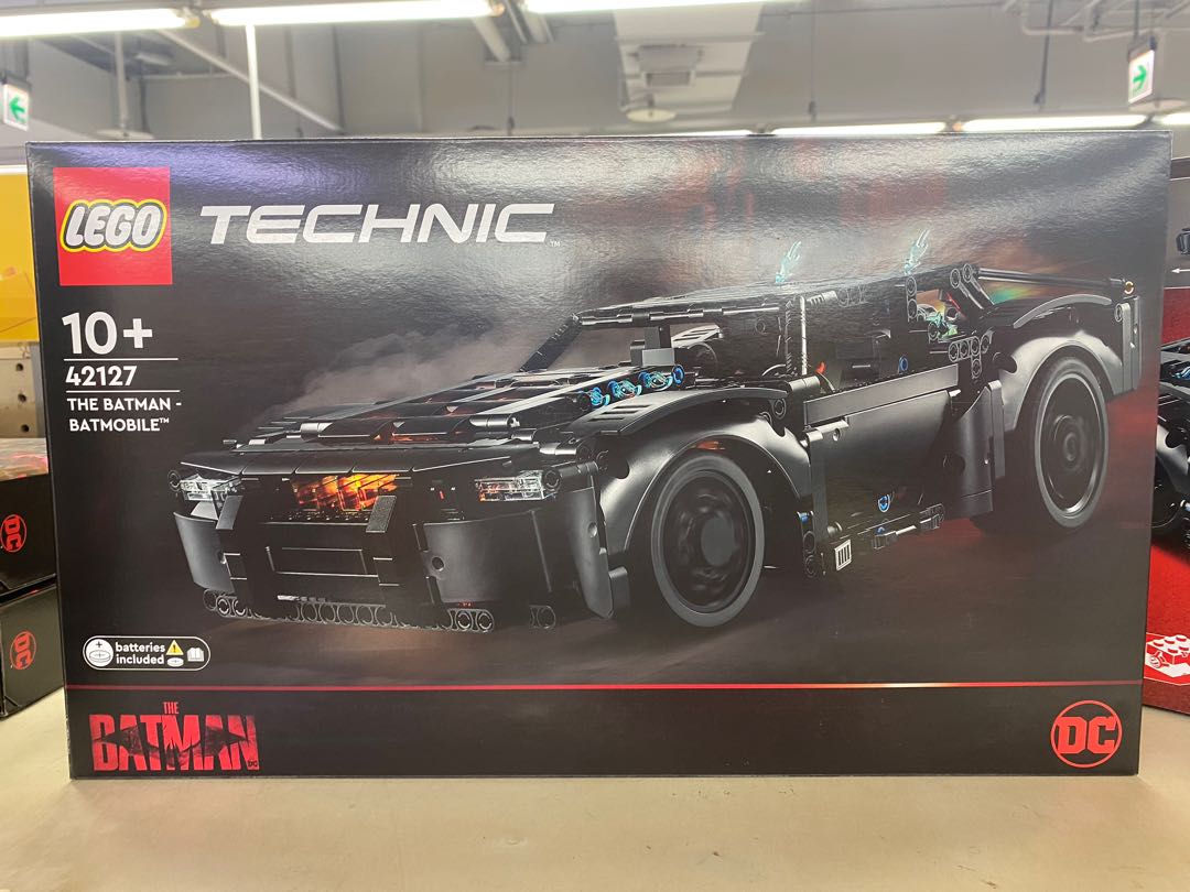 LEGO TECHNIC系列 科技系列 42127 THE BATMAN - BATMOBILE™, 家具及居家用品, 戶外家具在旋轉拍賣