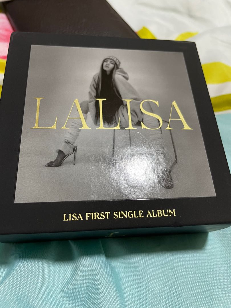 Lisa kit, Hobbies & Toys, Memorabilia & Collectibles, K-Wave on Carousell