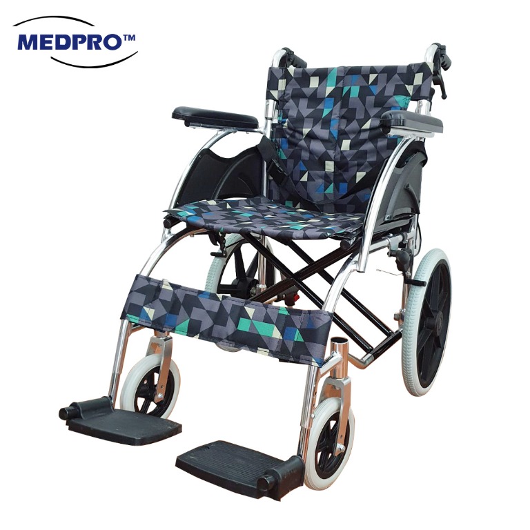 MEDPRO™ Lightweight Push Chair with Height Adjustable Legrest, Health ...
