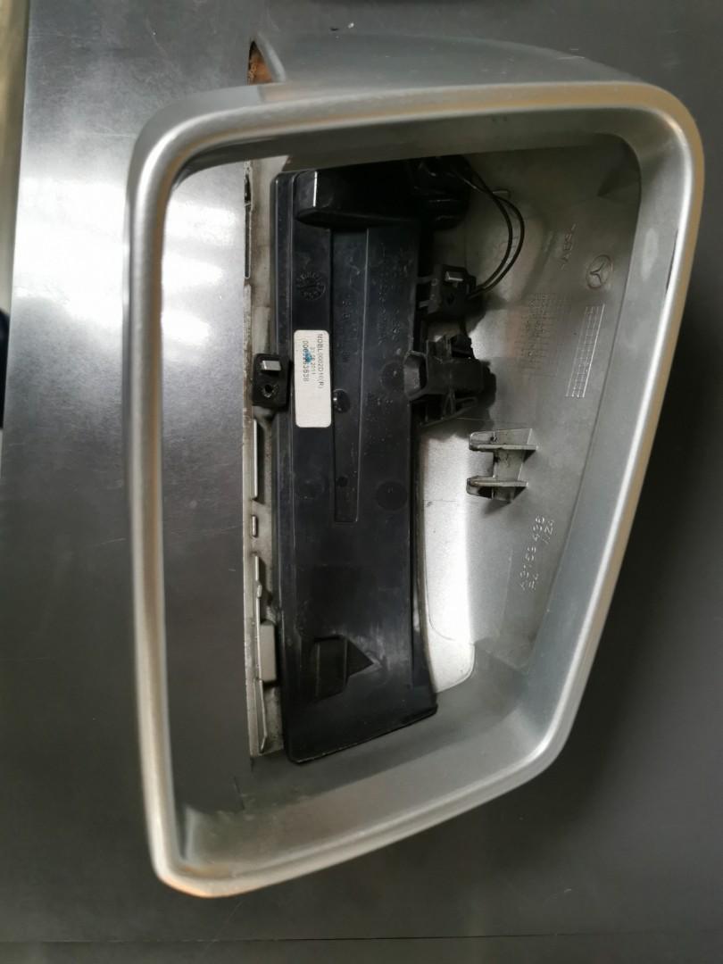 Mercedes C180 W204one pair of side mirror colour in original silver ...