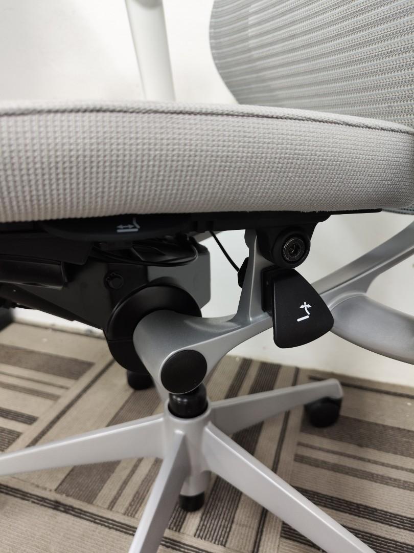 Okamura baron office chair, Furniture & Home Living, Furniture, Chairs ...