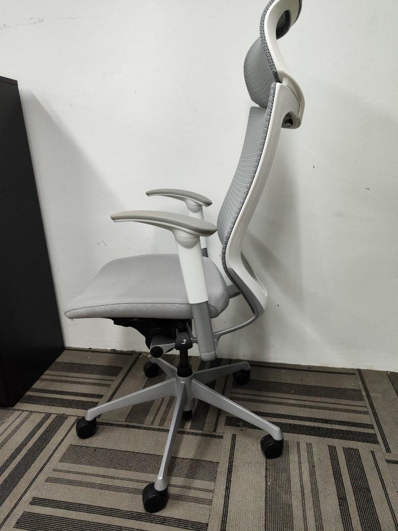 Okamura baron office chair, Furniture & Home Living, Furniture, Chairs ...
