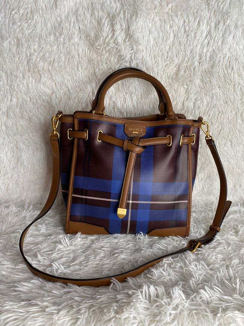 Original beanpole bucket bag 2way, Luxury, Bags & Wallets on Carousell