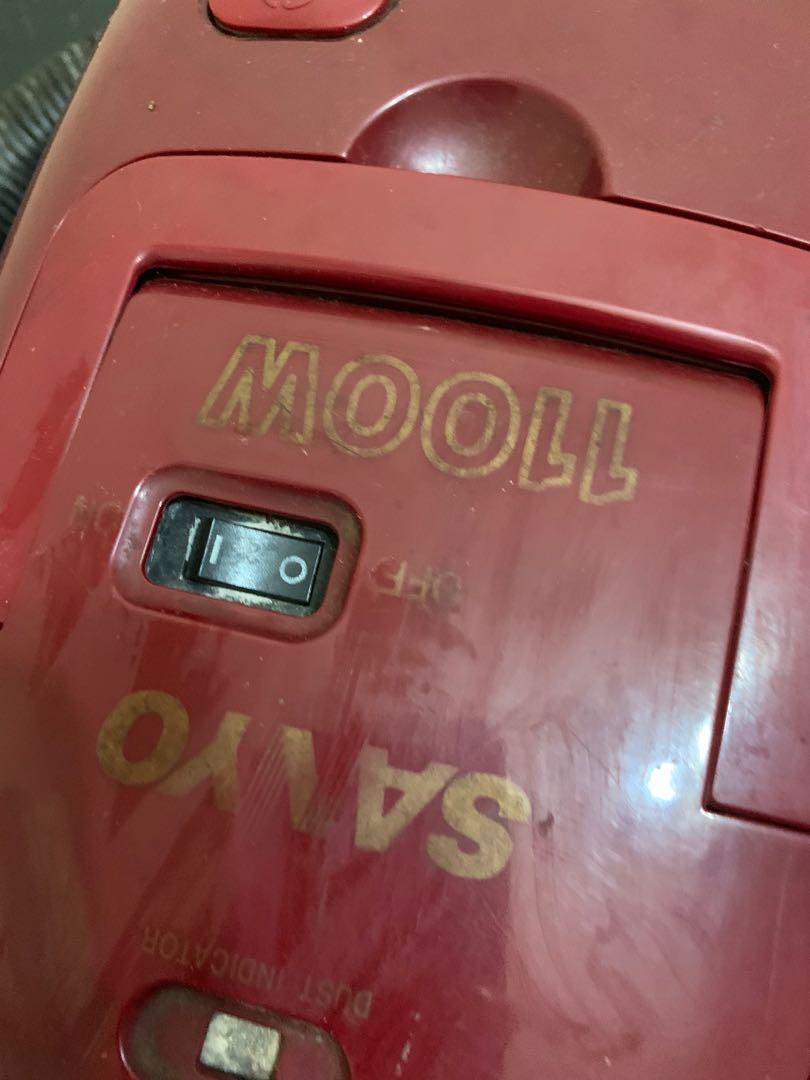 Sanyo Vacuum cleaner 1100W, TV & Home Appliances, Vacuum Cleaner ...
