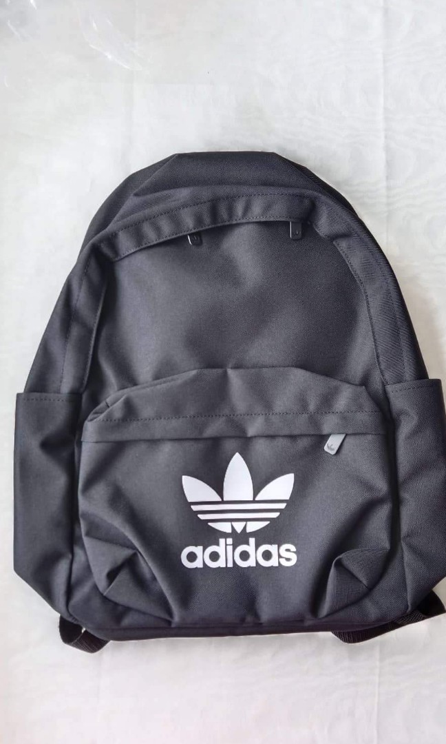 ADICOLOR CLASSIC BP(BLACK), Men's Fashion, Bags, Backpacks on Carousell