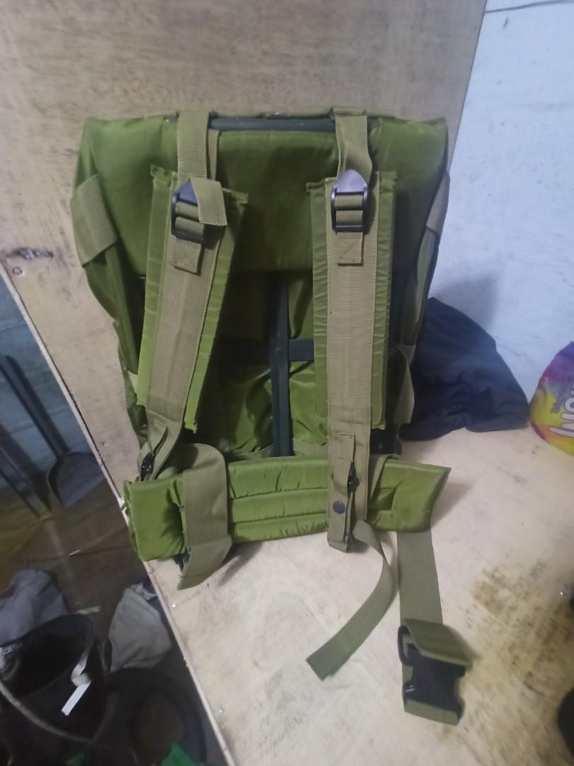 army bag with metal bar, Men's Fashion, Bags, Backpacks on Carousell