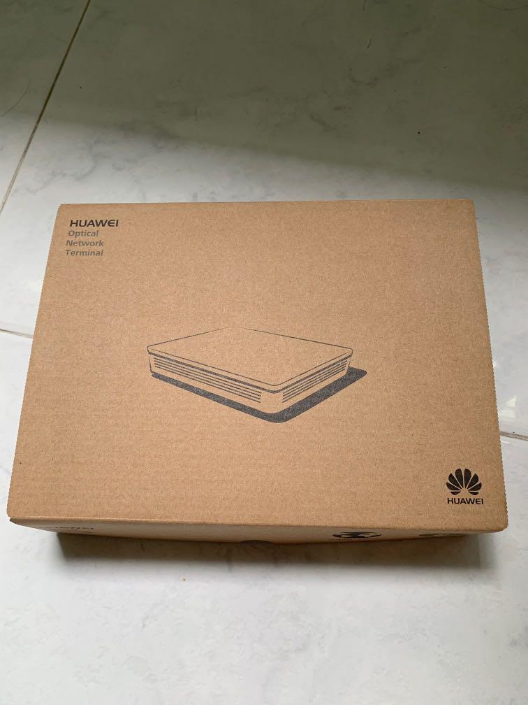 ASUS dual-band router & Huawei optical network terminal, Computers ...