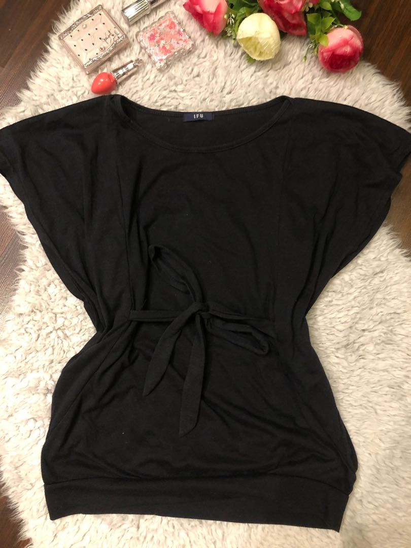 Black bat wing top, Women's Fashion, Tops, Blouses on Carousell