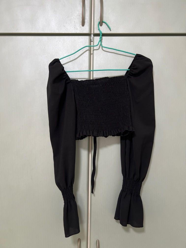 Black Off Shoulder scrunch Top, Women's Fashion, Tops, Longsleeves on ...