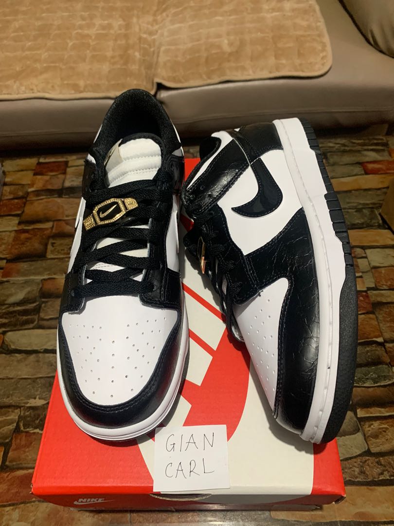 Dunk Low "World Champ Panda", Men's Fashion, Footwear, Sneakers on ...