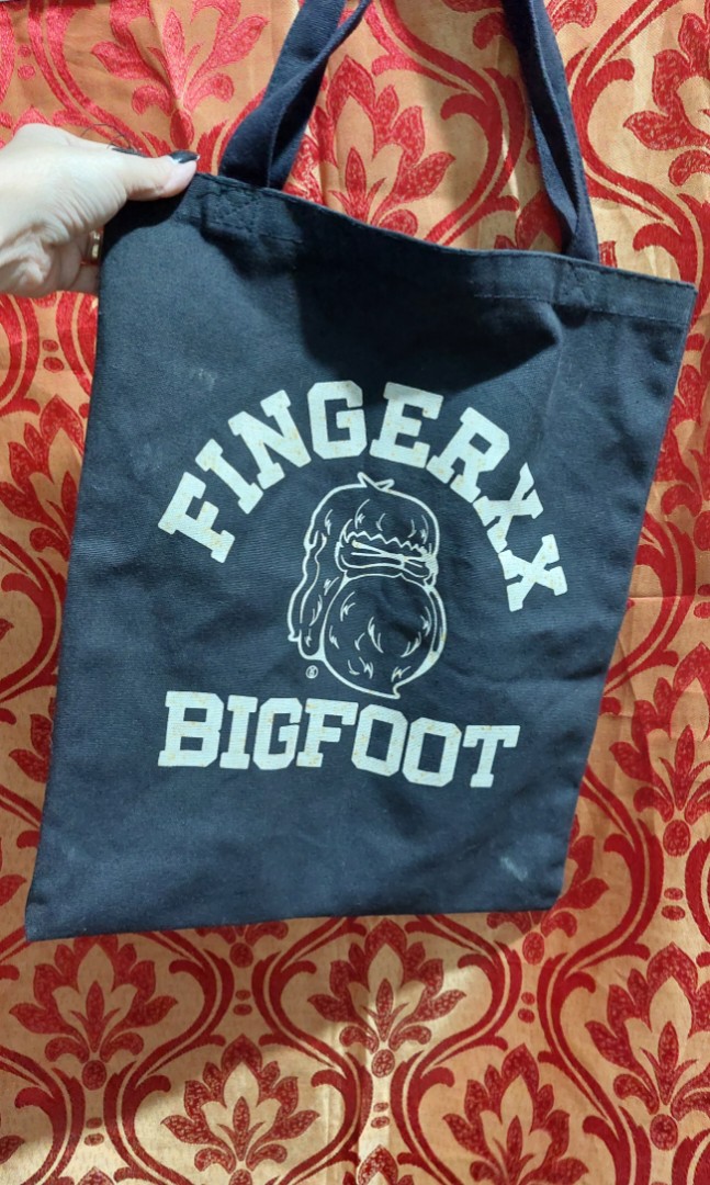 Fingerxx Bigfoot tote bag, Women's Fashion, Bags & Wallets, Tote Bags ...
