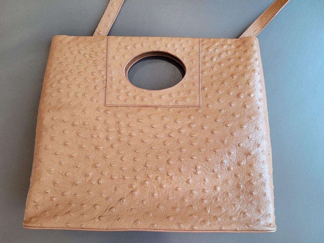 Full leather bag Daniela Moda, Women's Fashion, Bags & Wallets ...