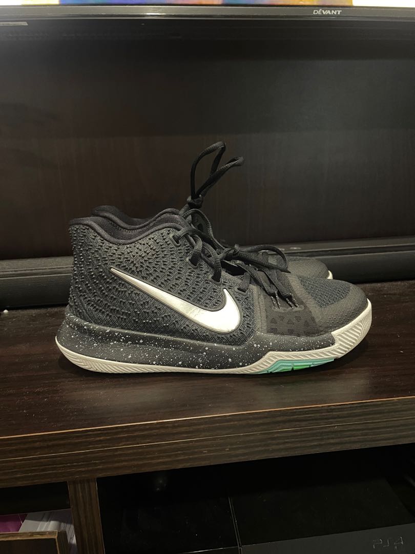 kyrie 3 black ice, Men's Fashion, Footwear, Sneakers on Carousell
