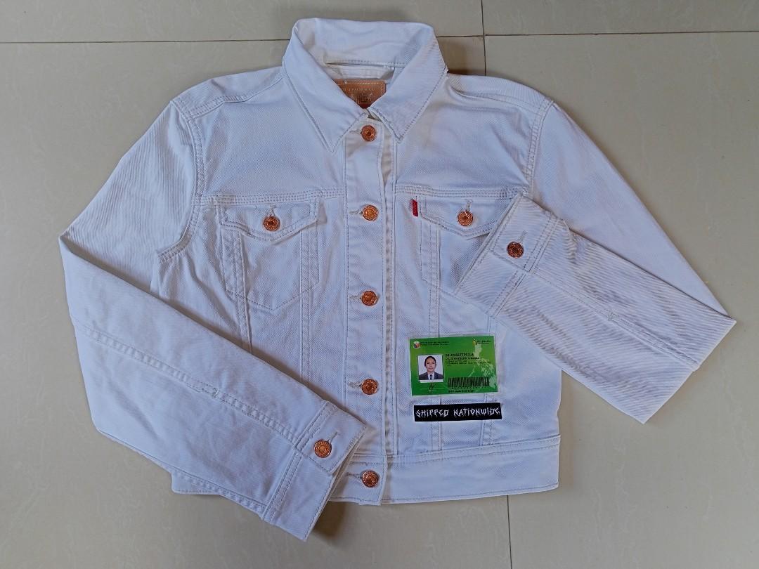 LEVI'S WHITE DENIM TRUCKER JACKET, Men's Fashion, Bottoms, Jeans on ...