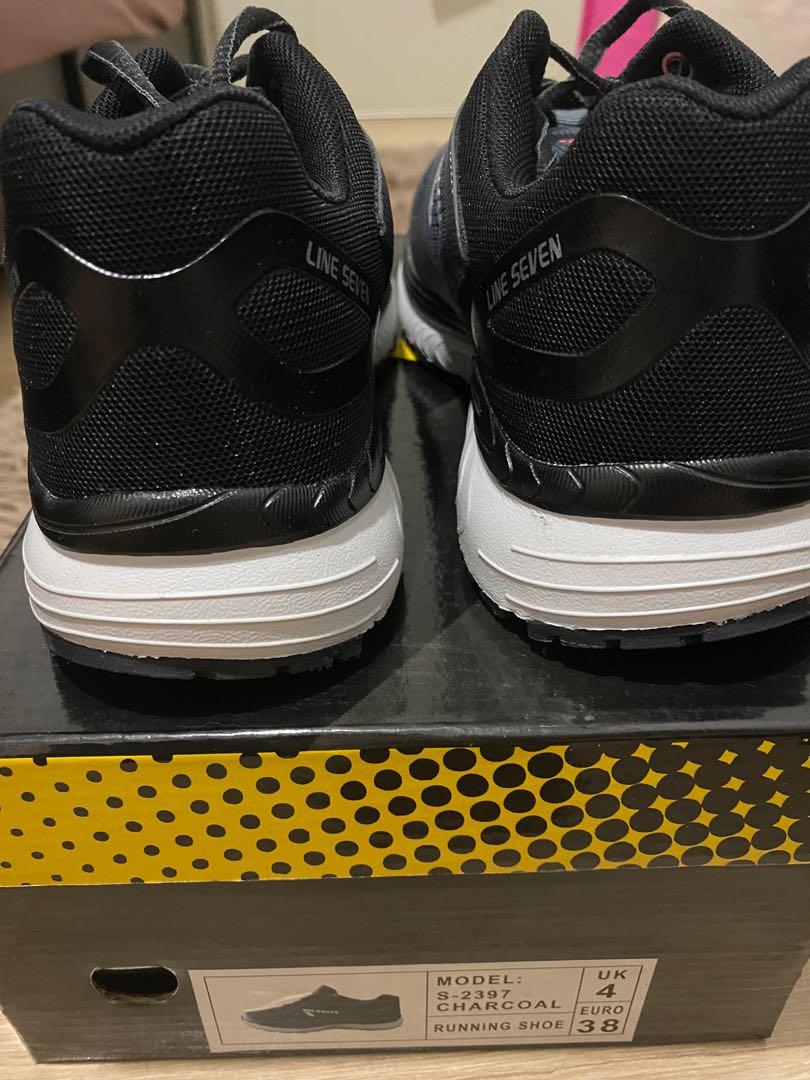 Line 7 Running Shoe, Women's Fashion, Footwear, Sneakers on Carousell