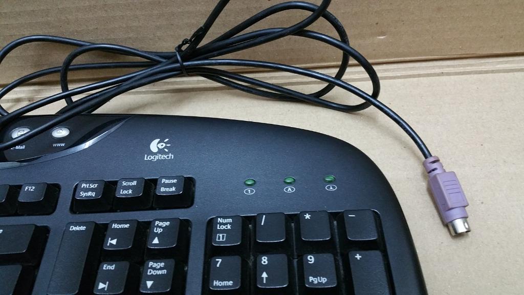 LOGITECH Keyboard Y-SZ49 & Mouse M-BT96A, Computers & Tech, Parts ...