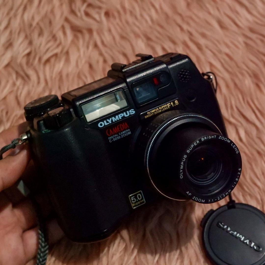 OLYMPUS CAMEDIA C-5050 ZOOM (RARE), Photography, Cameras on Carousell