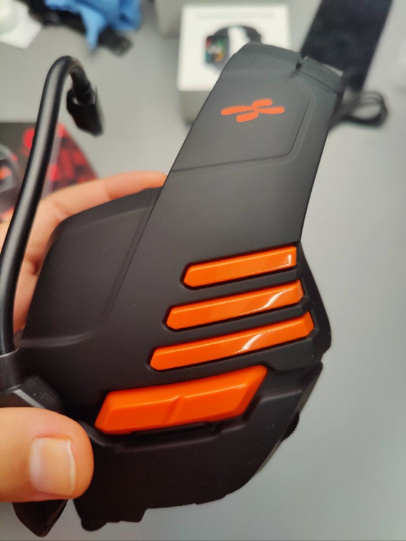 PLEXTONE G700 Gaming Headset, Audio, Headphones & Headsets on Carousell