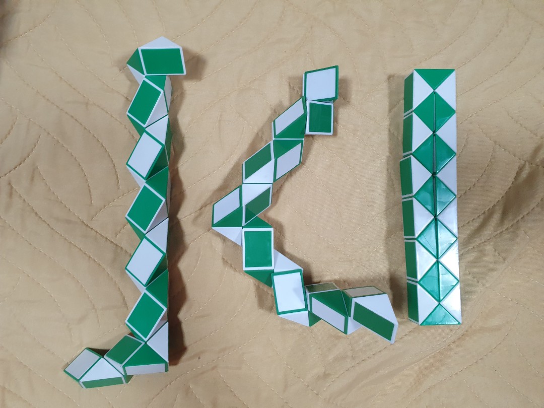 Rubik's Twist Snake Children's Puzzle, Hobbies & Toys, Toys & Games on ...