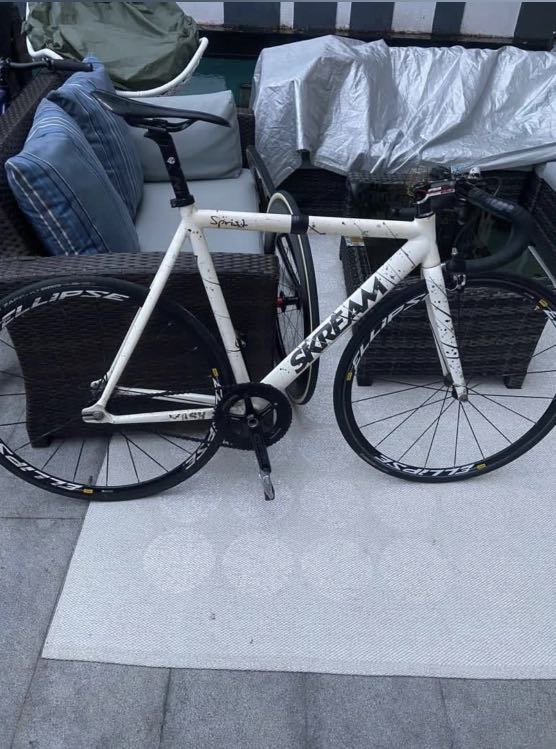 skream v2 sprint, Sports Equipment, Bicycles & Parts, Bicycles on Carousell