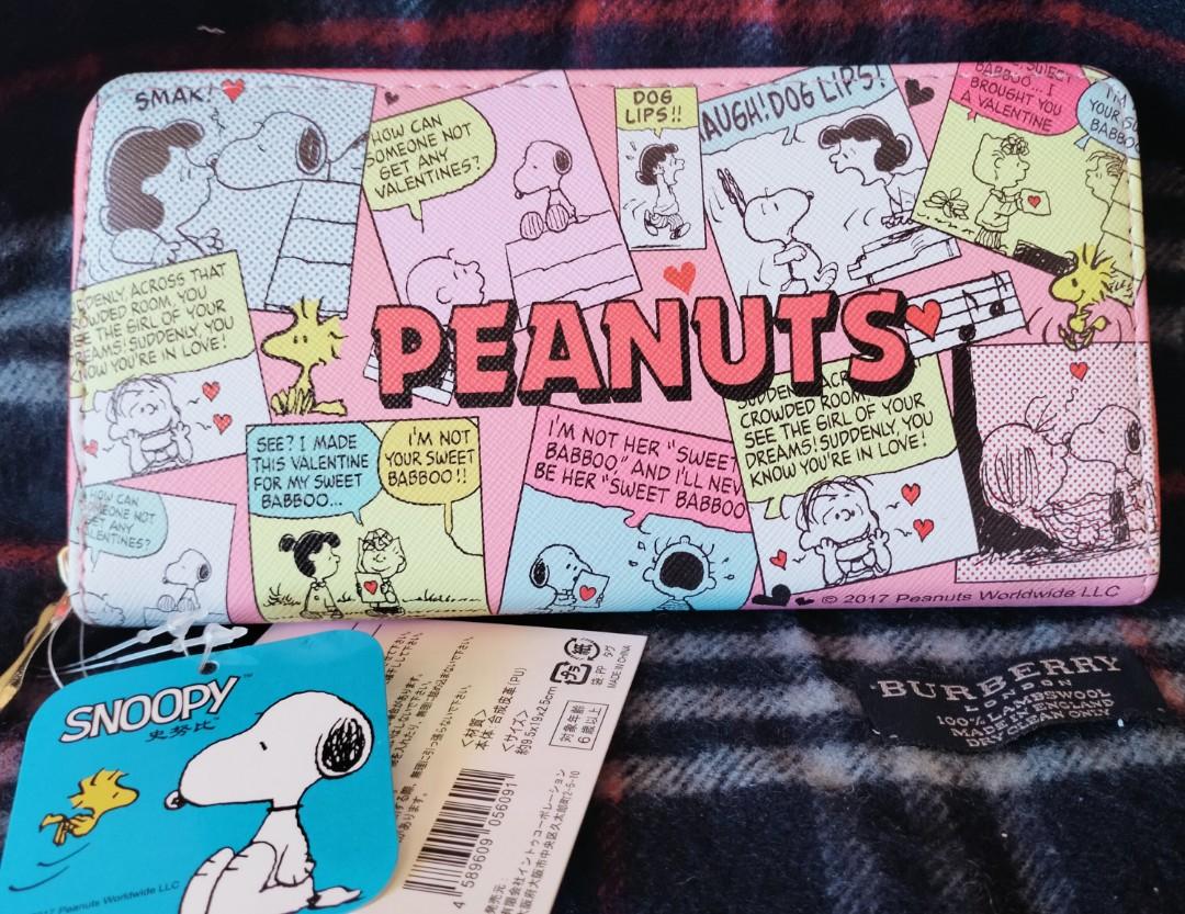 Snoopy Peanuts wallet, Women's Fashion, Bags & Wallets, Wallets & Card ...