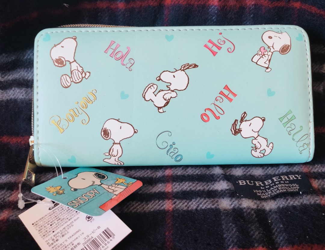 Snoopy Peanuts wallet, Women's Fashion, Bags & Wallets, Wallets & Card ...