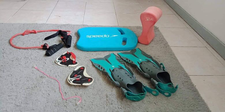 Swim gears set, Sports Equipment, Sports & Games, Water Sports on Carousell