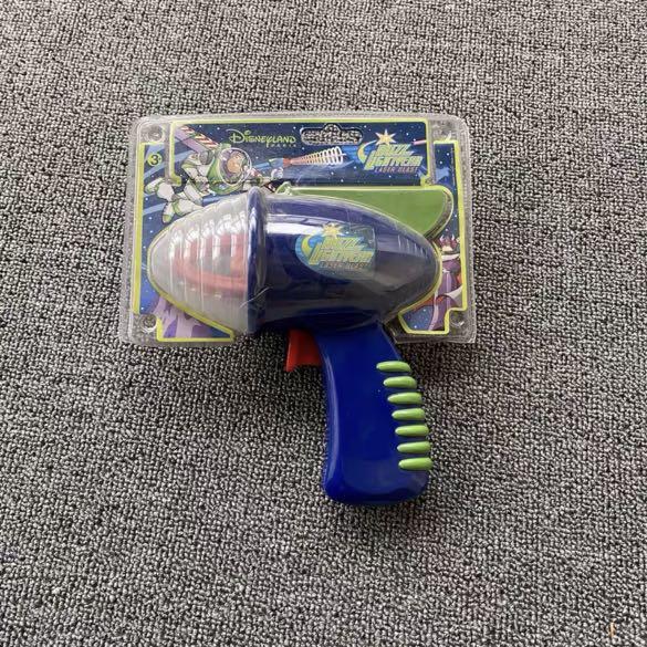 Toy story 反斗奇兵 巴斯光年 Buzz 雷射槍 gun Pixar, 興趣及遊戲, 玩具 & 遊戲類 - Carousell