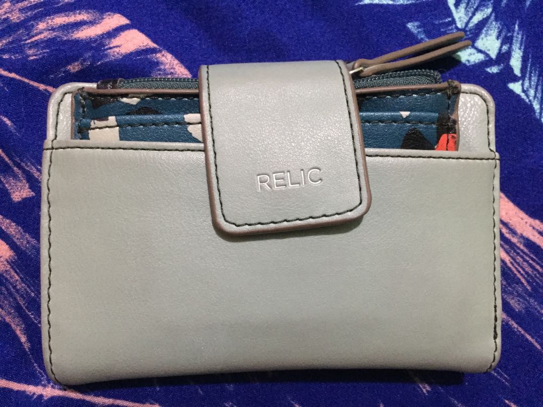 Authentic Relic wallet, Women's Fashion, Bags & Wallets, Wallets & Card ...