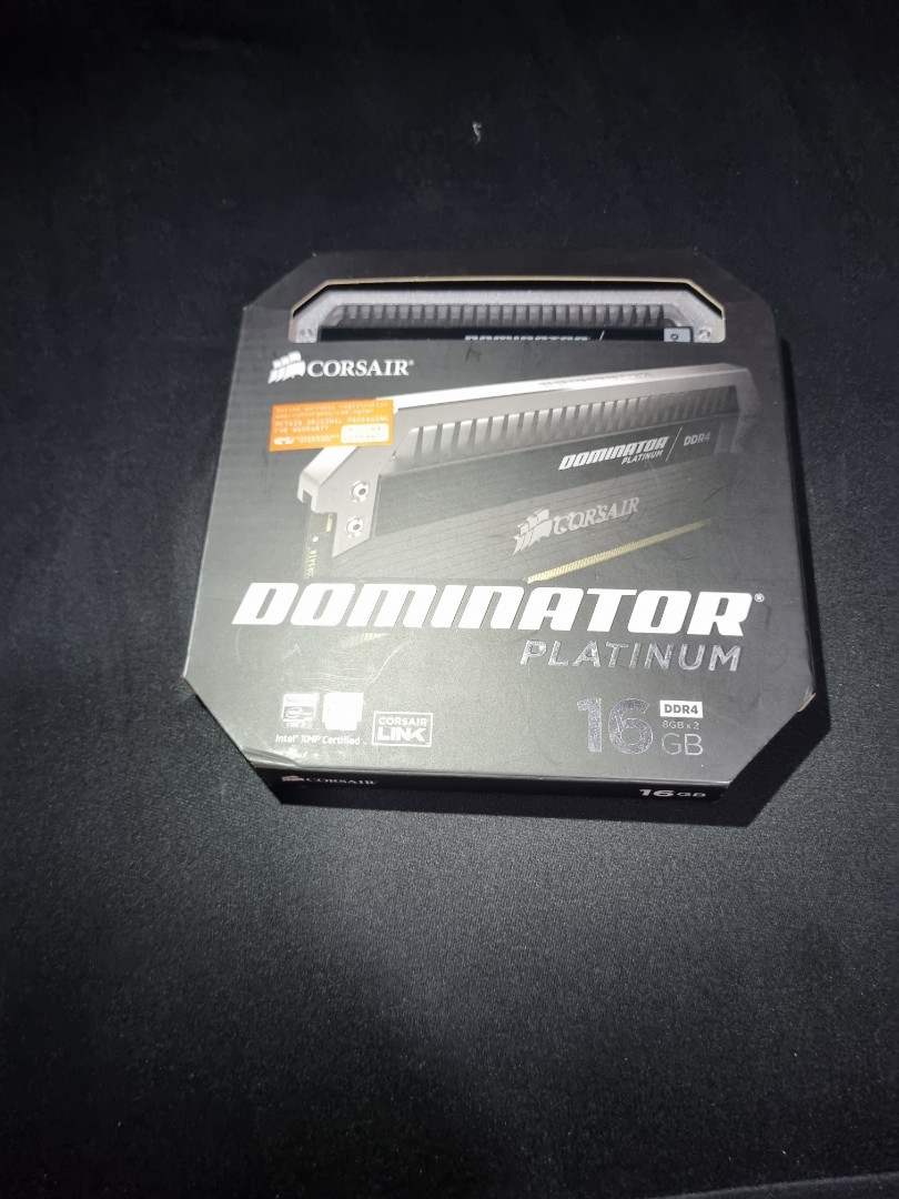 DDR4 3000 corsair dominator platinum 8gbx2, Computers & Tech, Parts ...