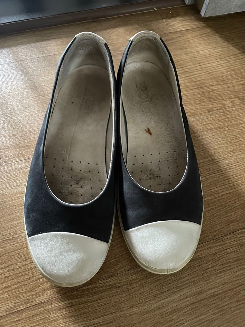 ECCO, Women's Fashion, Footwear, Sneakers on Carousell