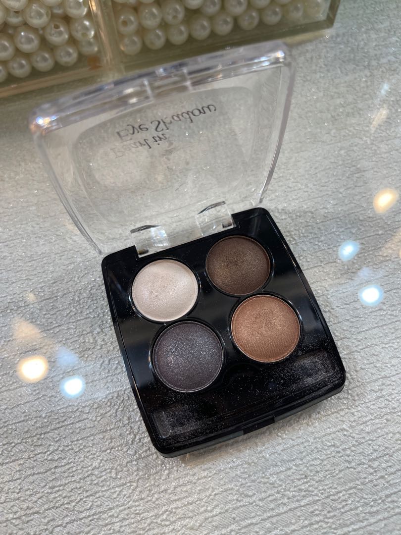 Japan Eyeshadow Quad, Beauty & Personal Care, Face, Makeup on Carousell
