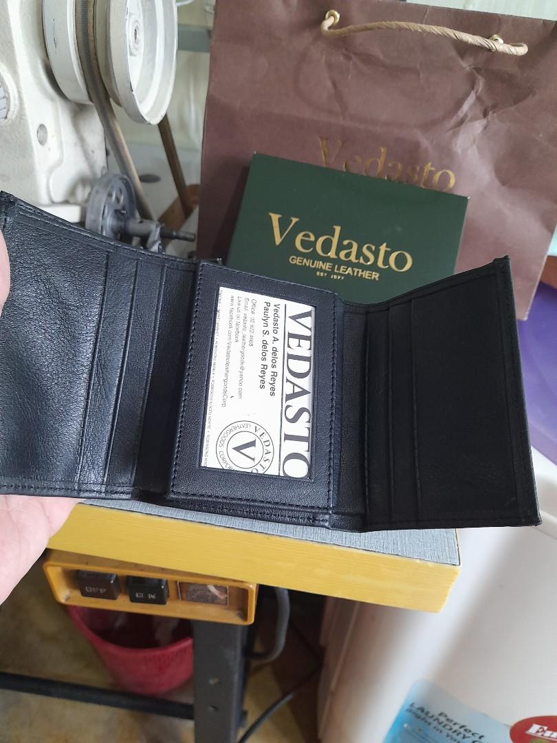 mens vedasto trifold wallet, Men's Fashion, Watches & Accessories ...