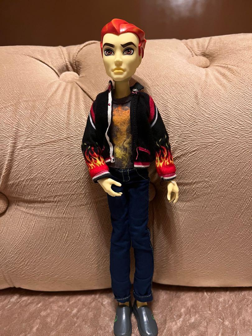 monster high heath burn, Hobbies & Toys, Toys & Games on Carousell