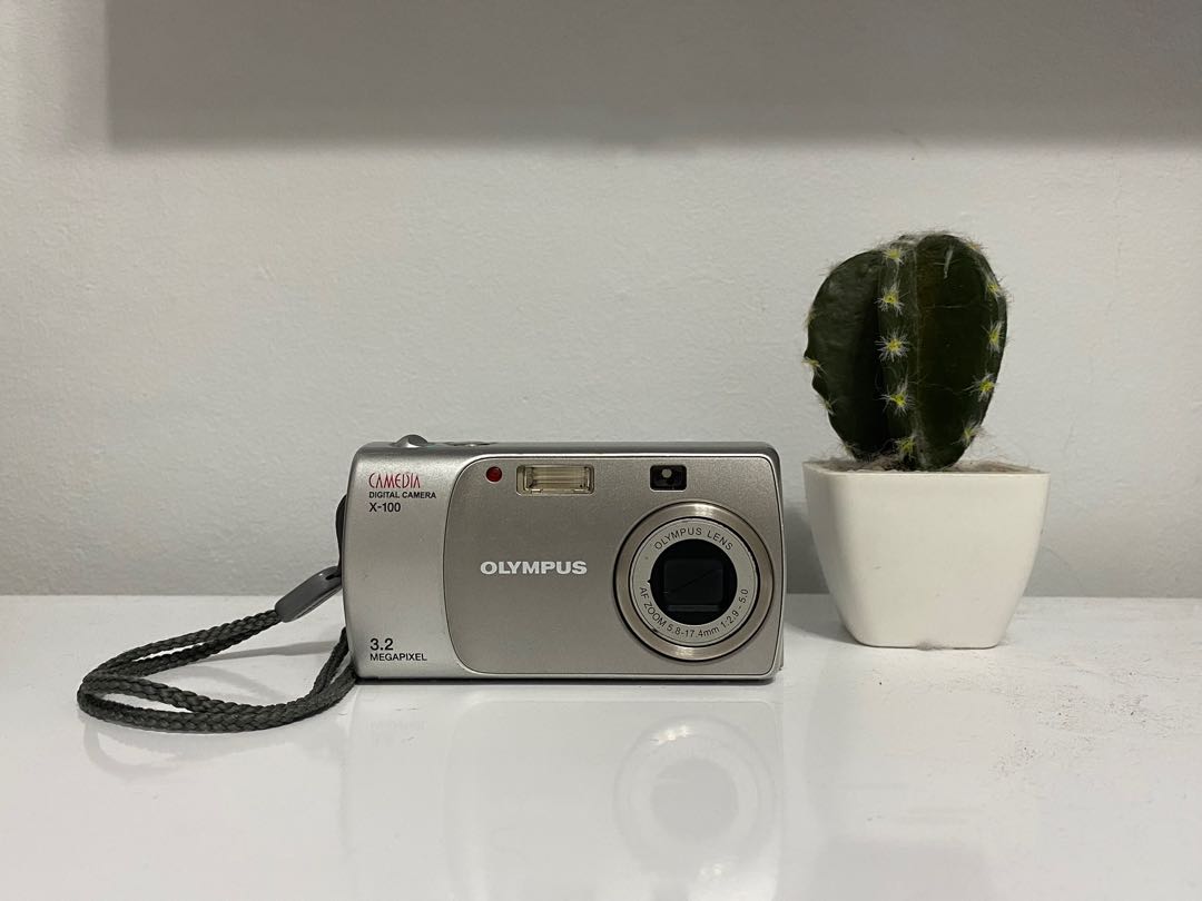Olympus Camedia x-100 digital camera, Photography, Cameras on Carousell