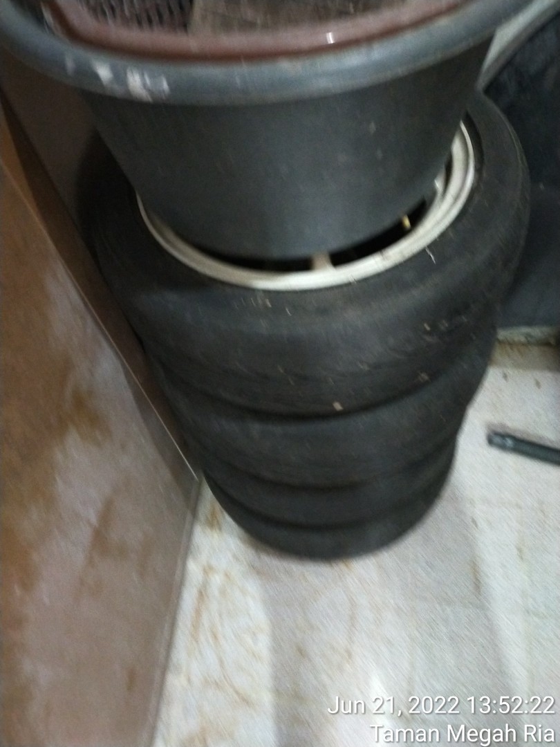 Rpo 1 enkei 14,pcd100 spot rim, Auto Accessories on Carousell