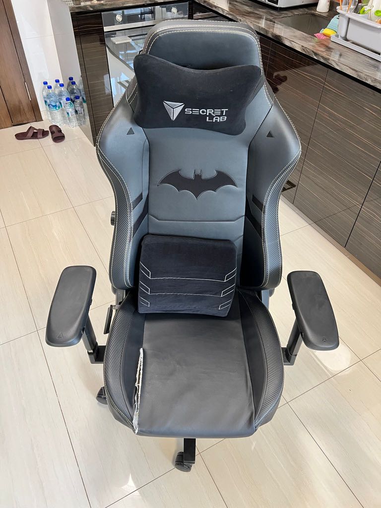 Secretlab 2020 Titan Dark Knight chair, Furniture & Home Living ...