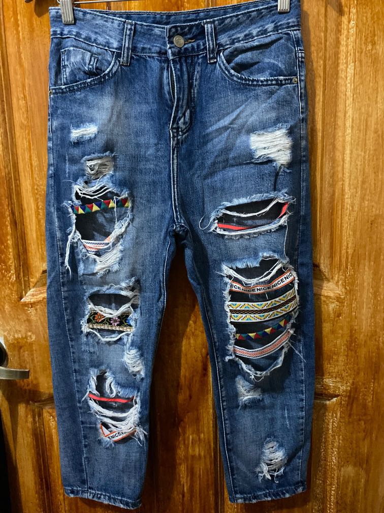 Tattered jeans, Women's Fashion, Bottoms, Jeans on Carousell