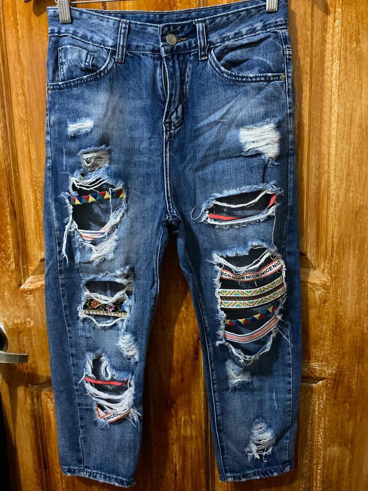 Tattered jeans, Women's Fashion, Bottoms, Jeans on Carousell