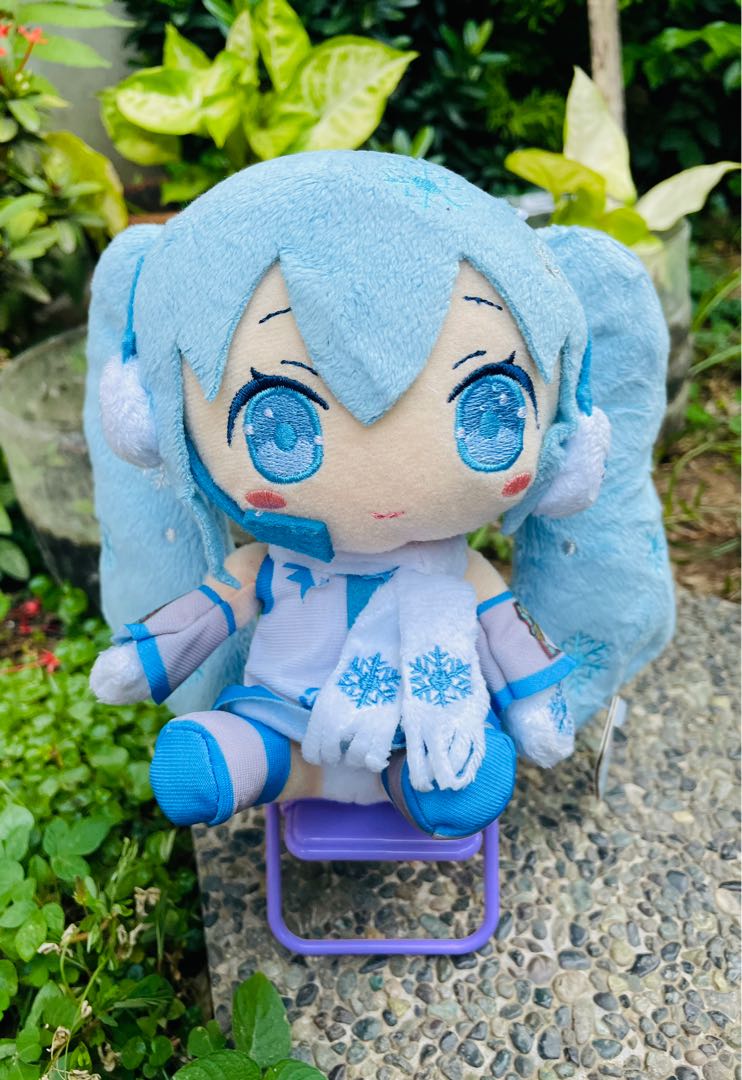 Vocaloid Hatsune Miku Snow Miku Plush Doll 2010 Version, Hobbies & Toys ...