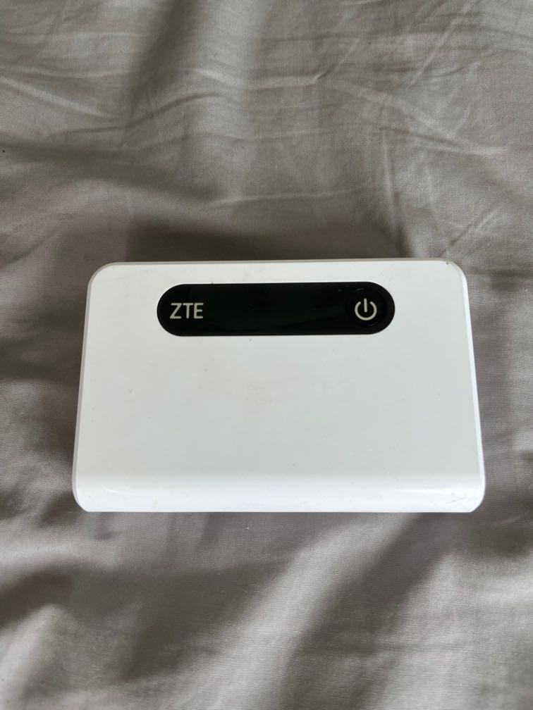 ZTE wifi hot spot and power bank, Mobile Phones & Gadgets, Other ...