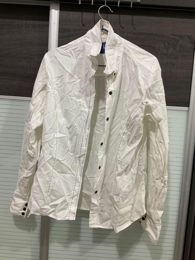 Baju kemeja putih, Women's Fashion, Coats, Jackets and Outerwear on ...