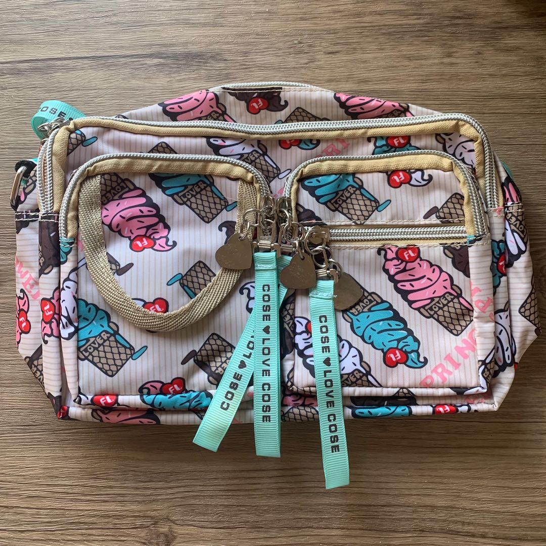 Cose Love Cose Cross-Body Bag, Women's Fashion, Bags & Wallets, Cross ...