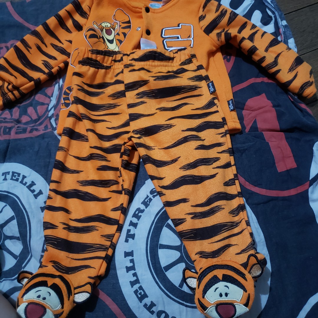 Disney Baby Terno, Babies & Kids, Babies & Kids Fashion on Carousell