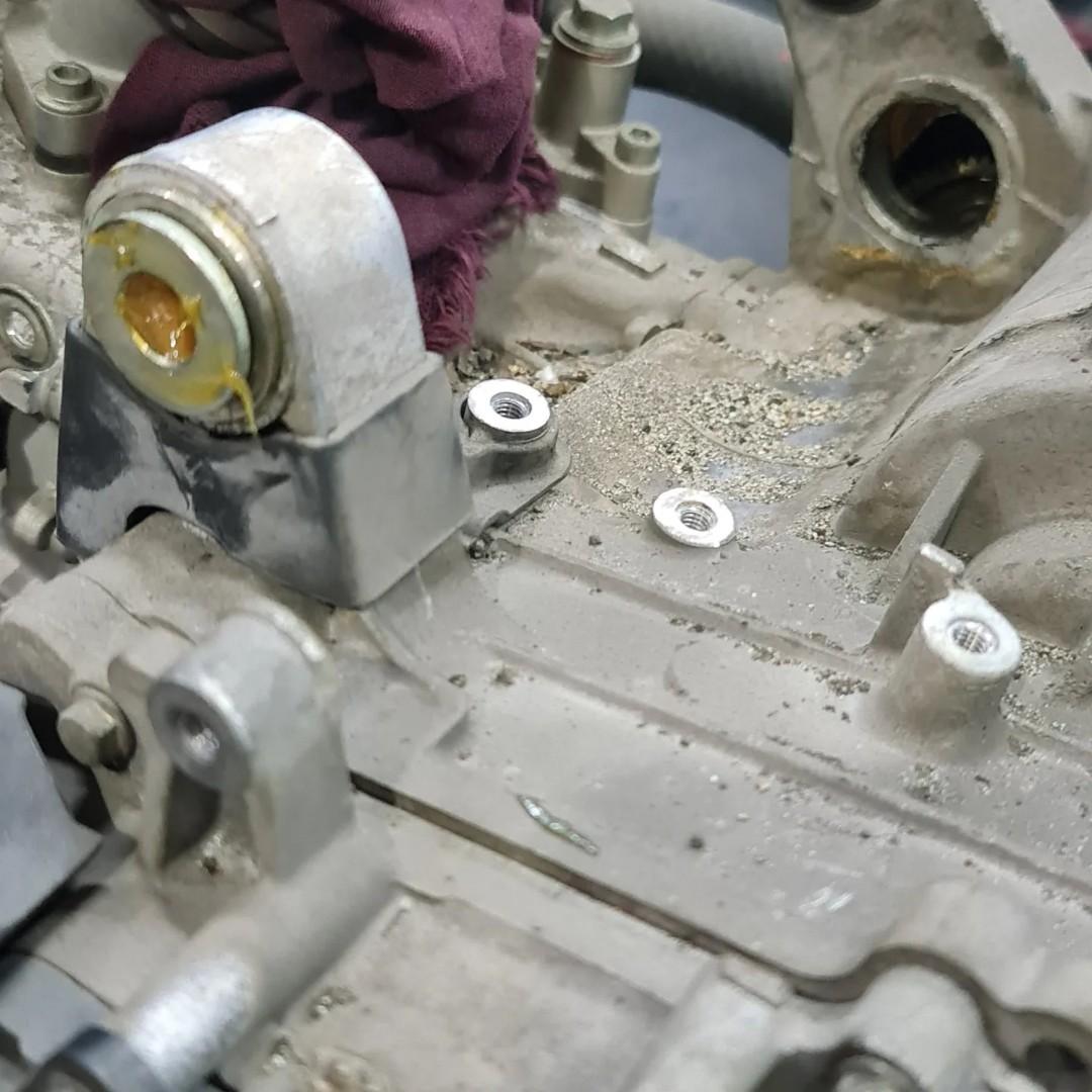 Engine mounting and bushing replacement for XMAX, Motorcycles ...