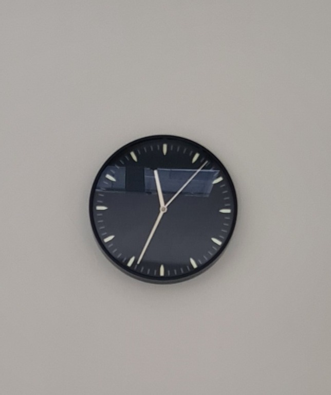 IKEA SKARIG wall clock, Furniture & Home Living, Home Decor, Clocks on ...