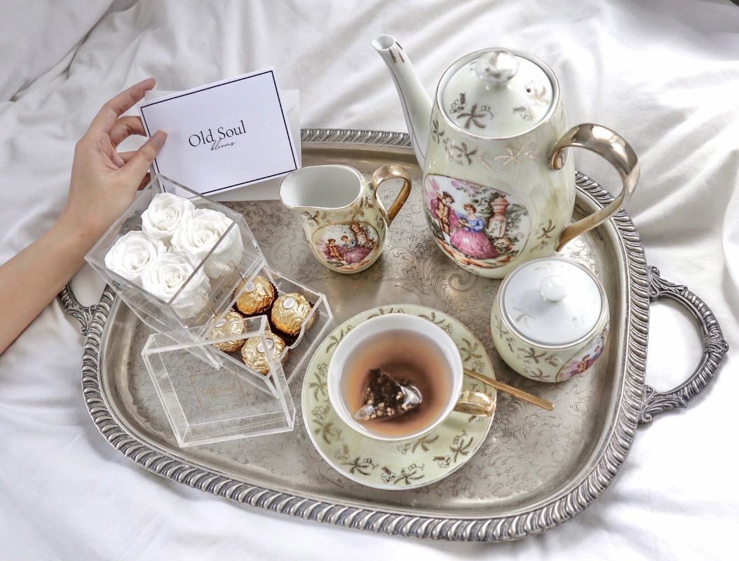 Leonard Silver Tray, Furniture & Home Living, Kitchenware & Tableware ...